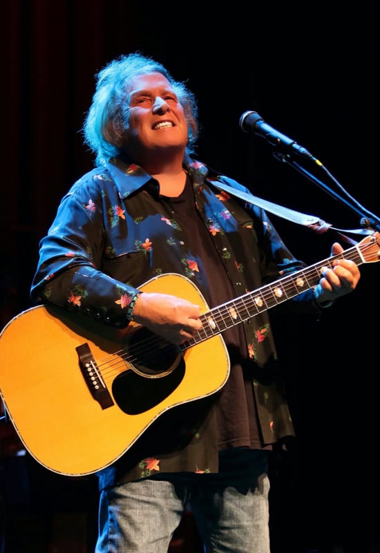 Nada más que música – Don Mclean (American Pie) | Sientelo con oido